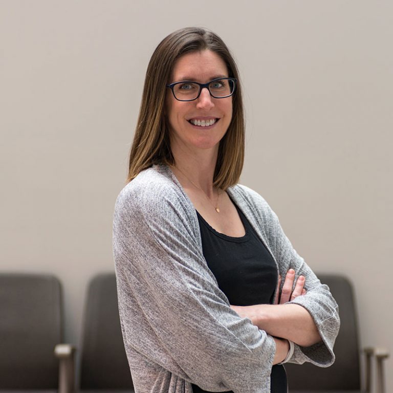 Dr. Elizabeth Randle - OB/GYN & Minimally Surgery Invasive Expert